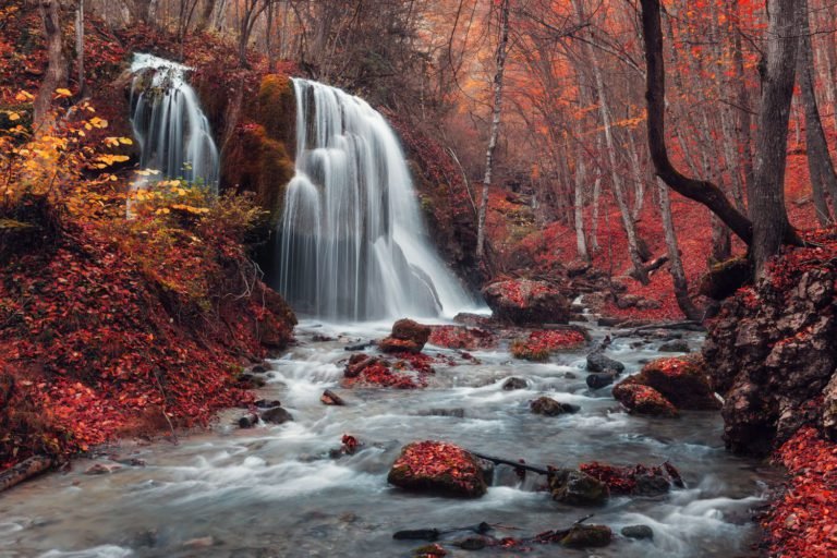 Red Waterfall – Print A Wallpaper