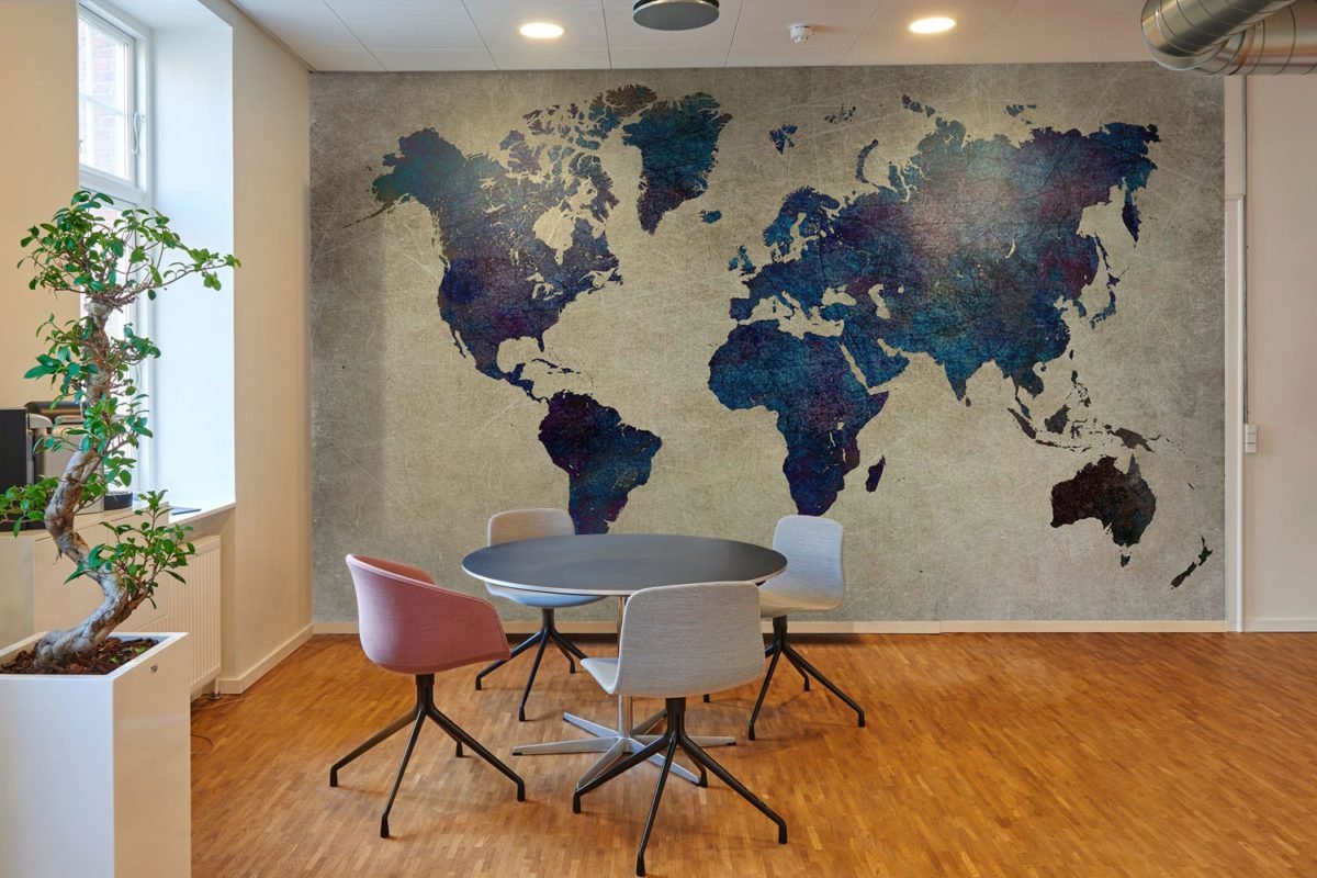 Scratchy Blue Map – Print A Wallpaper