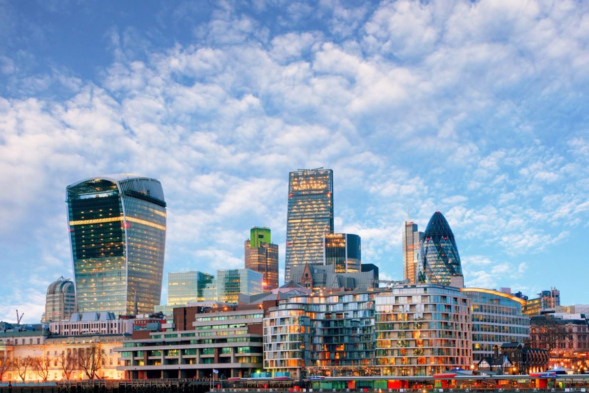 London Skylines – Print A Wallpaper